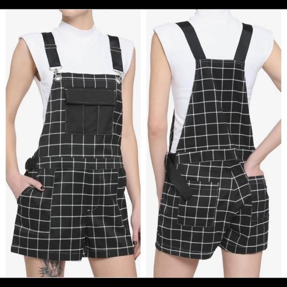 Hot Topic | Pants & Jumpsuits | Hot Topic Black White Grid Print ...